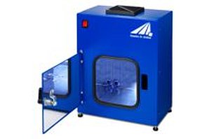 UV and daylight irradiation chamber