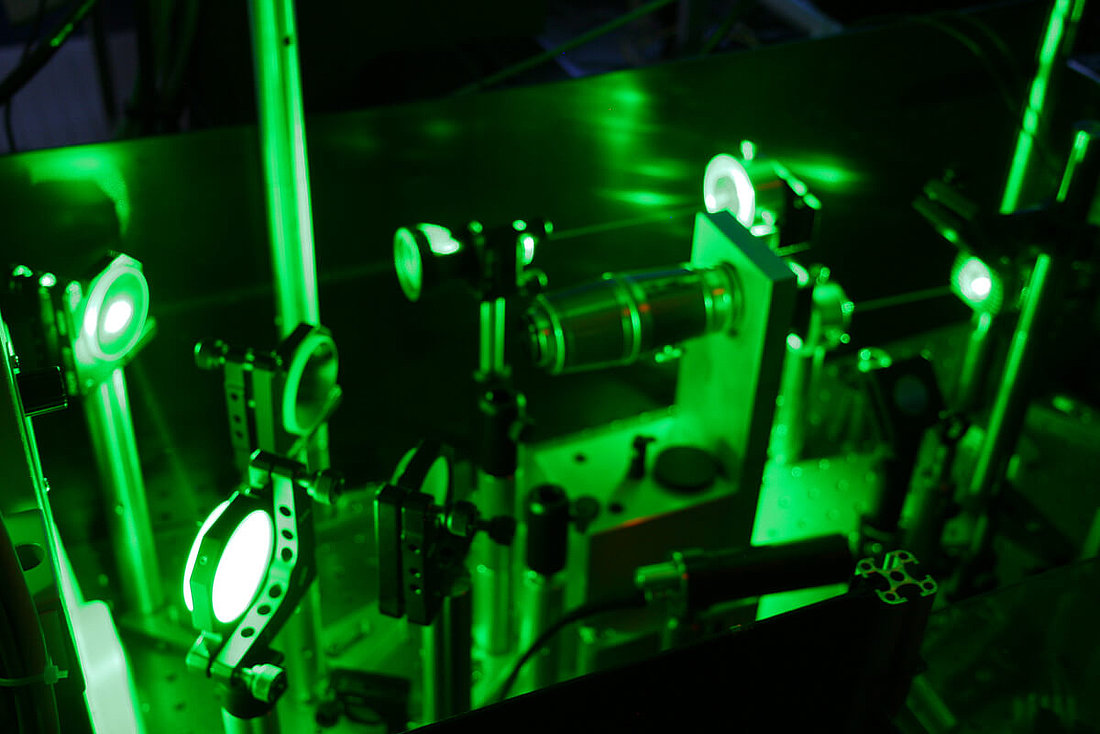 Calibration laboratory for uv irradiance