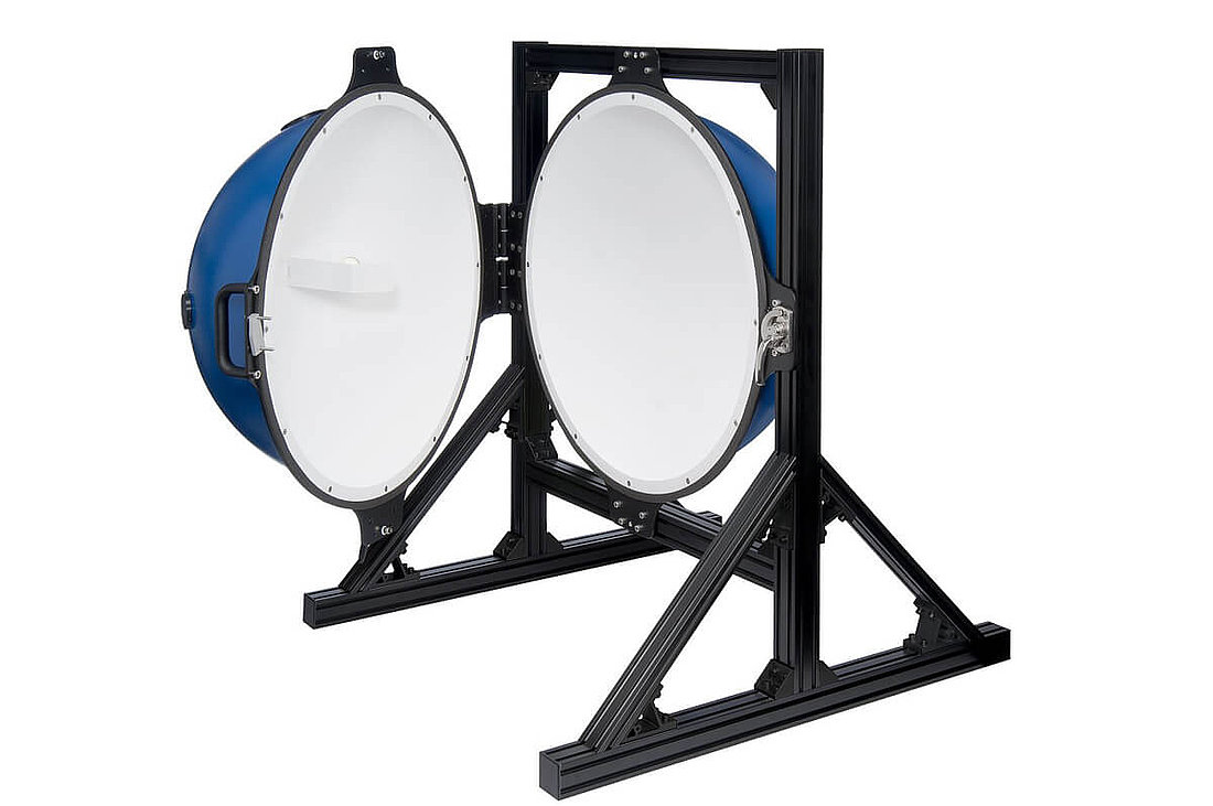 Integrating spheres - customized for luminous flux measurement